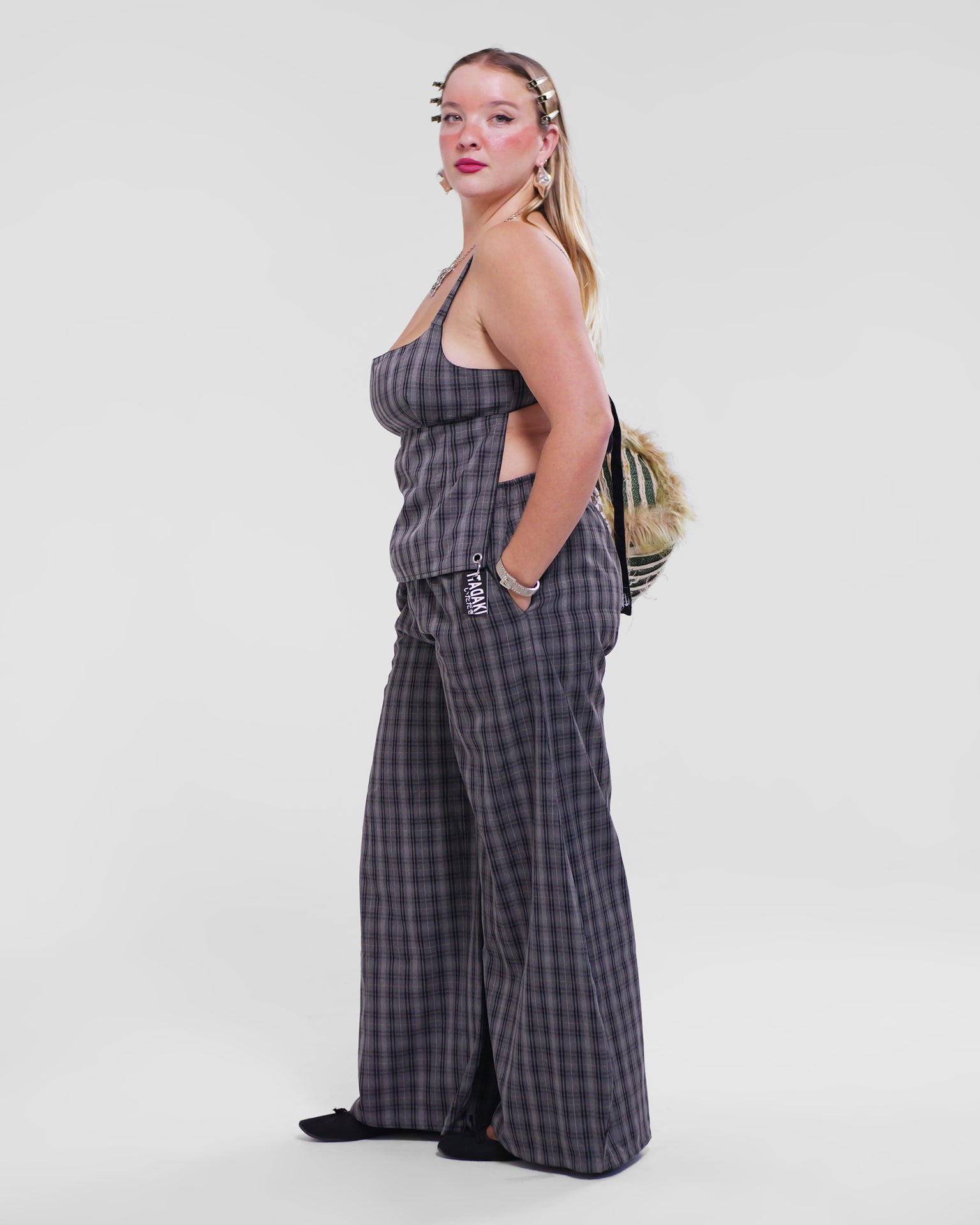 Shawties Puff Pant in Smoke Check – ITADAKI